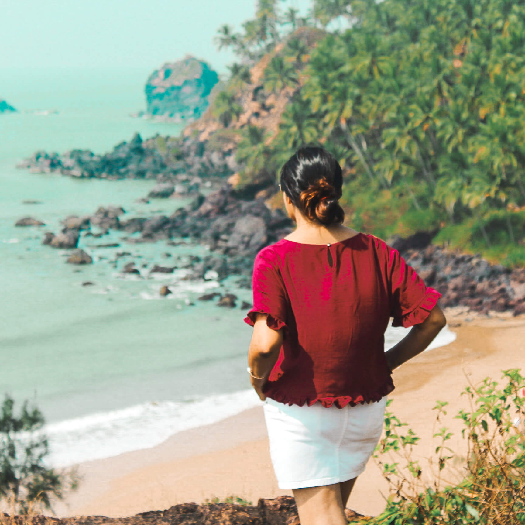 What to Wear in Goa: Must Have Essentials for Goa Trip - The Spicy Journey